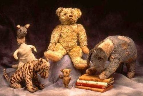Classic Pooh or Disney Pooh by The Michauds for BearsandBuds